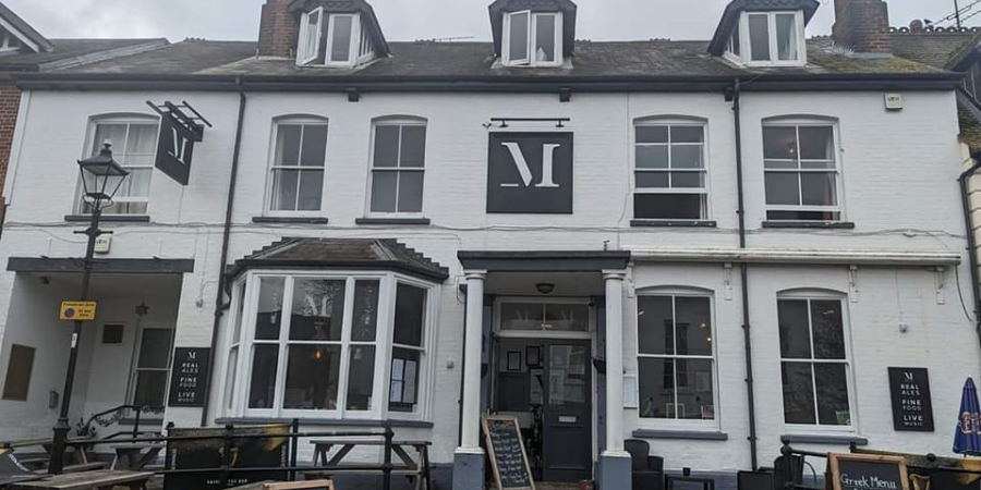 Home [www.markethotelaltonpub.co.uk]