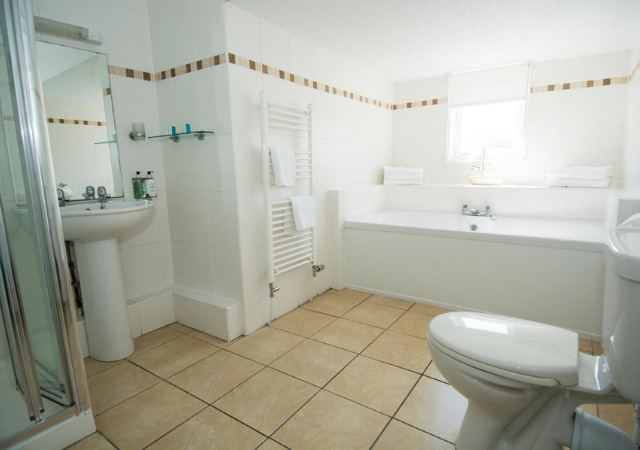 Stay With Us at Tullie Inn Balloch | Balloch Hotels Serving Breakfast