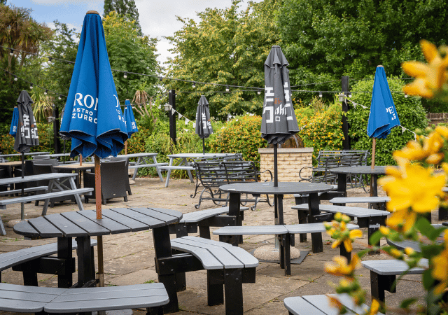 Charming Beer Garden | Danson Stables Bexleyheath